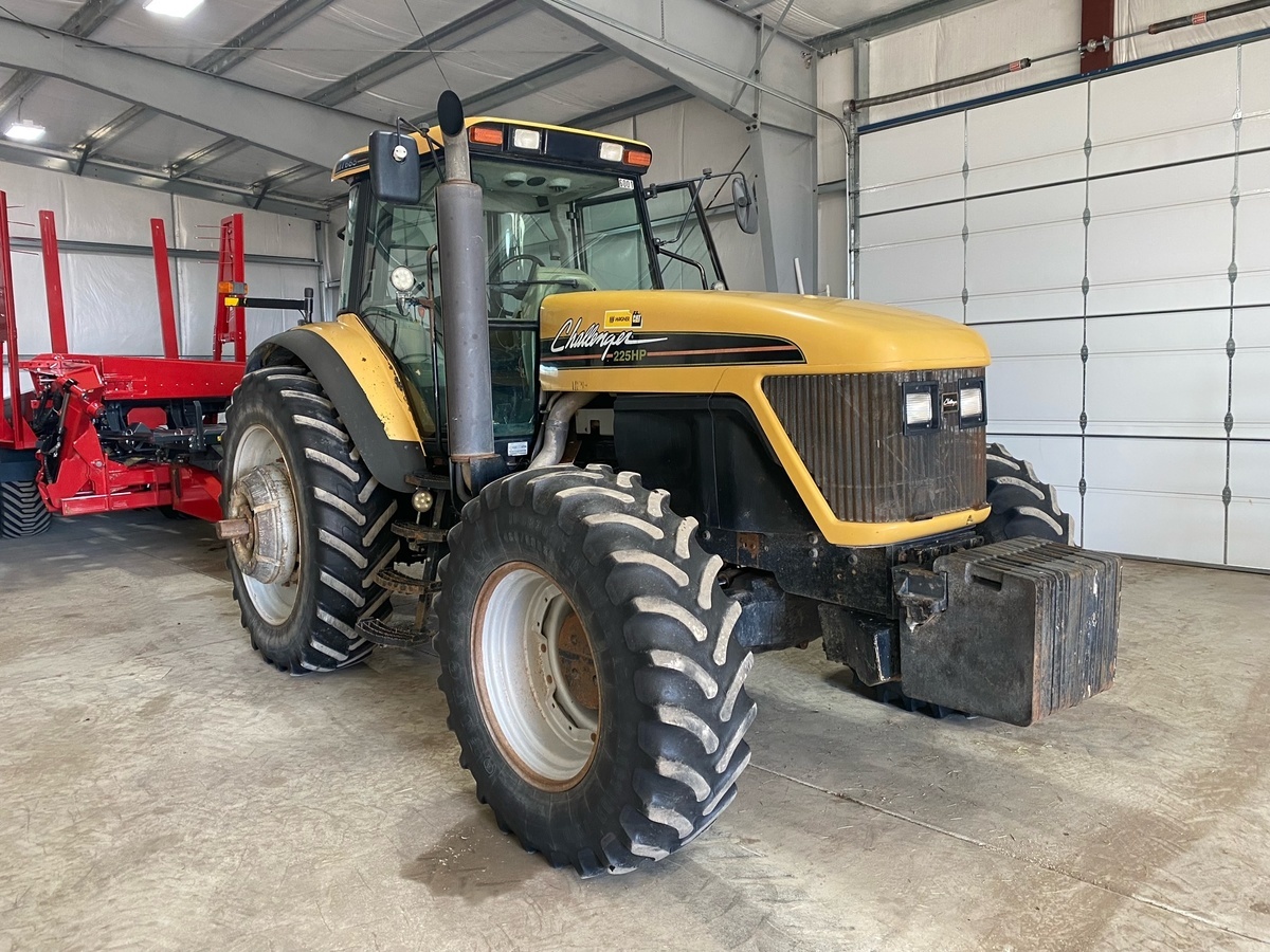 Challenger MT665 Tractor - Hermansen's Equipment Inc.